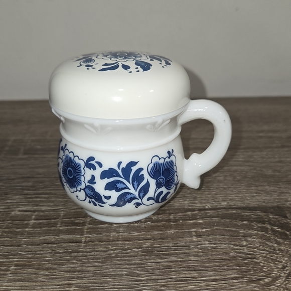 Avon | Art | Vintage Avon Blue Delft Skin Lotion Empty Jar Wlid | Poshmark
